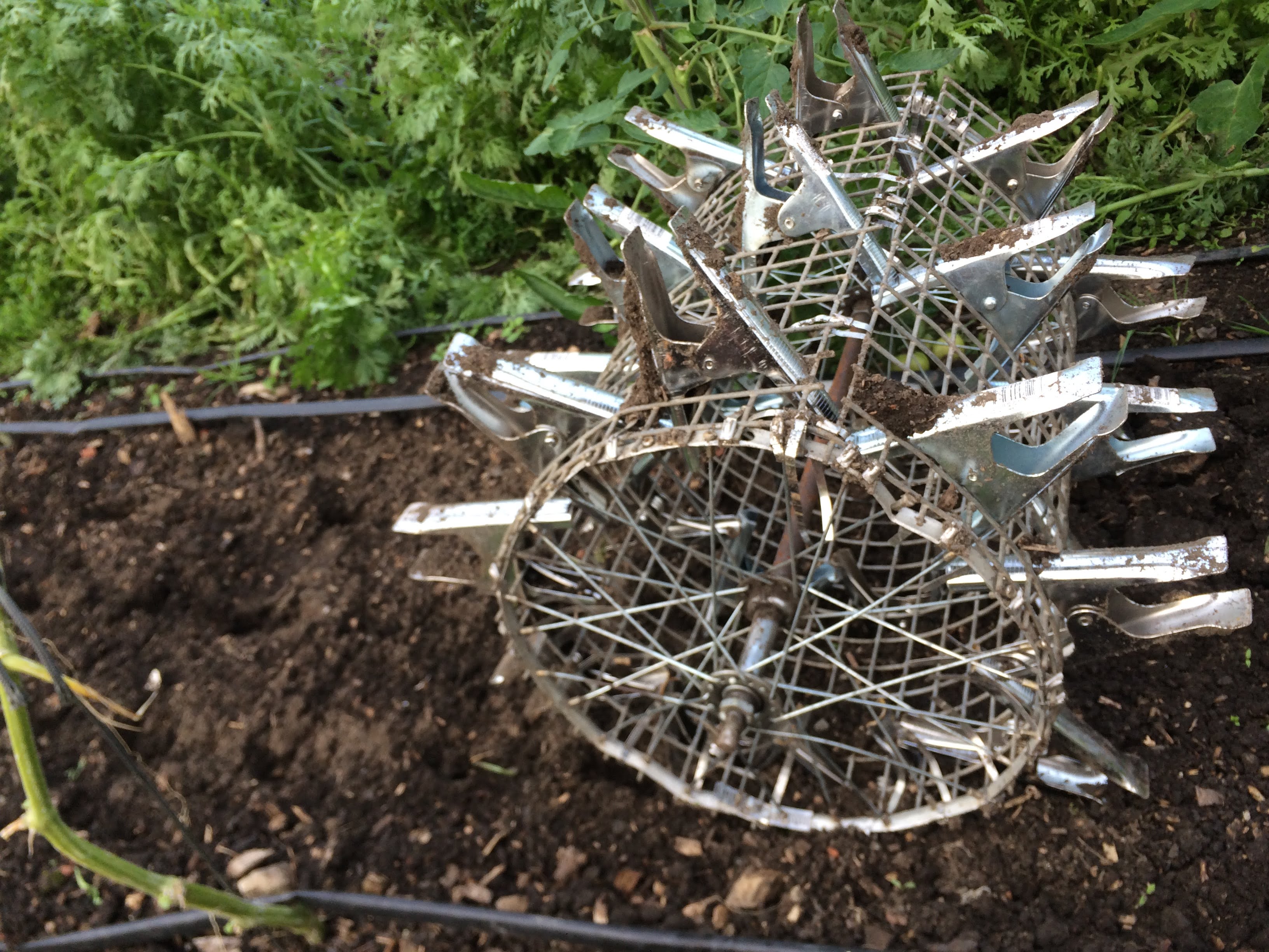 Seedbed Roller and dibbler | FarmHack